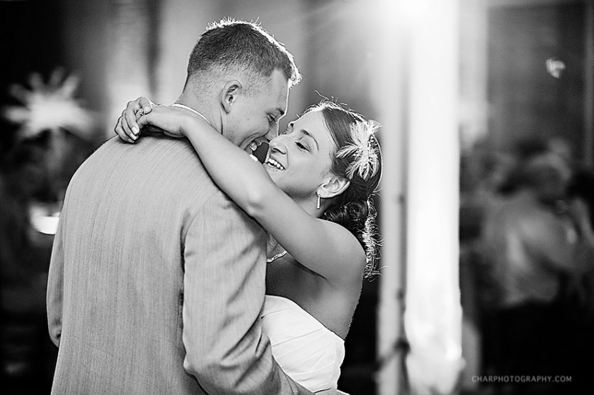 RACHEL & JOHN :: LOVELY DECEMBER WEDDING AT GOGGLEWORKS - CHAR co.